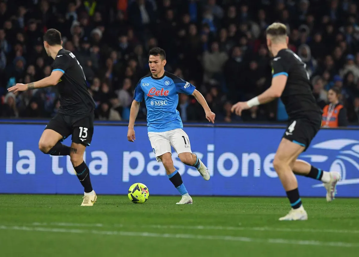 Chelsea estaría interesado en fichar al ‘Chucky’ Lozano | La Jornada ...